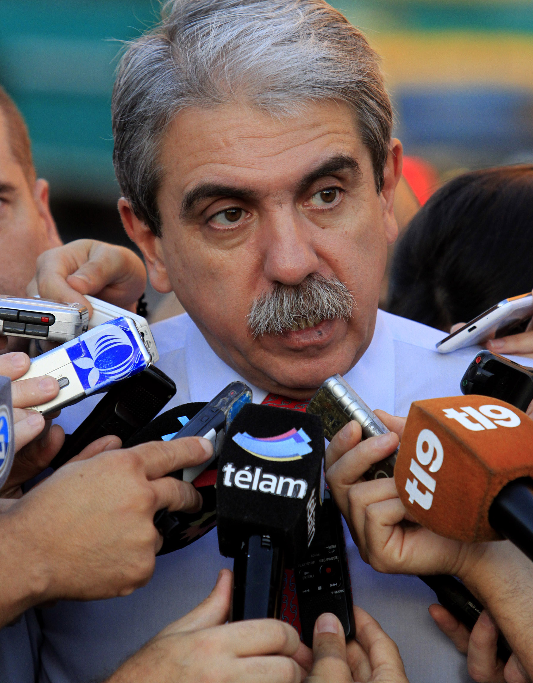 Página/12 :: Ultimas Noticias :: Aníbal Fernández: "Hoy quedan migajas ...