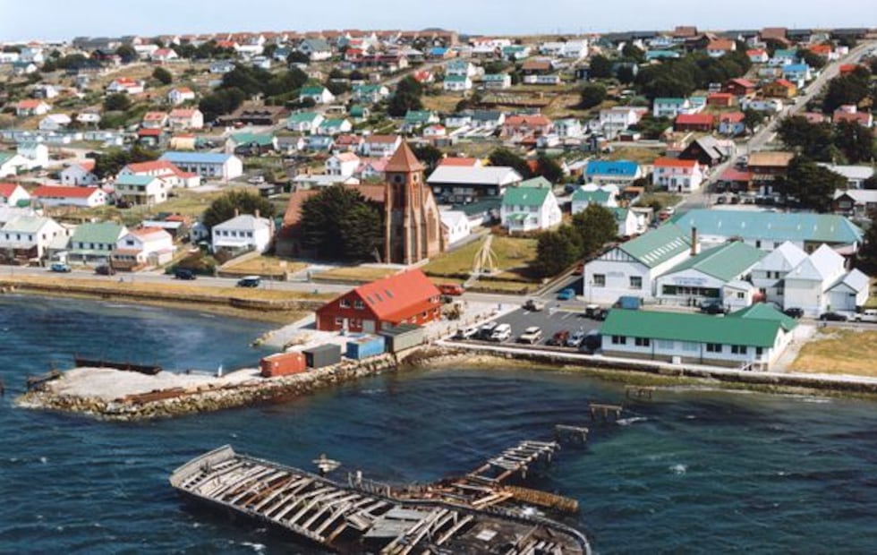Malvinas: denuncian que Reino Unido se roba 260.000 toneladas de ...