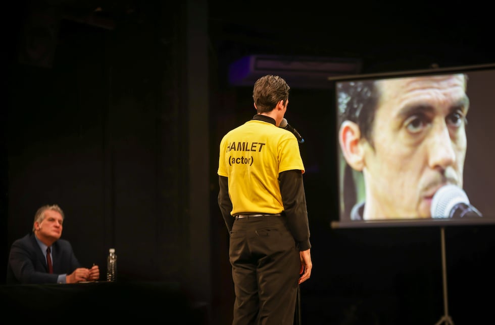 “Hamlet, continúe”: una reflexión escénica sobre la justicia – Página|12